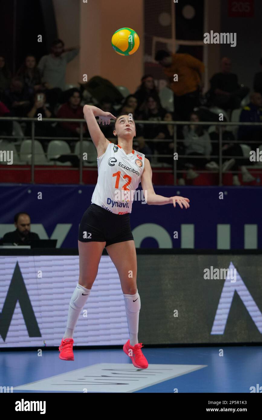 Elif sahin hi-res stock photography and images - Alamy