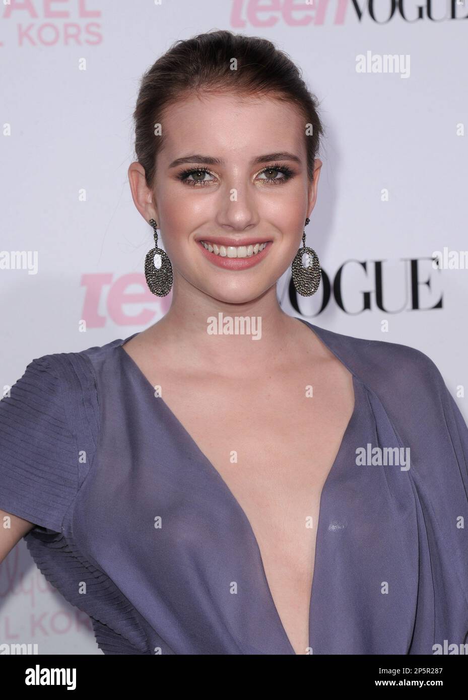 HOLLYWOOD - OCTOBER 01: Actress Emma Roberts arrives at the 8th Annual ...