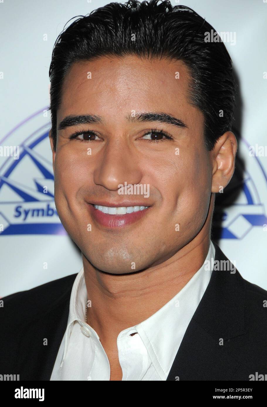 LOS ANGELES, CA - SEPTEMBER 23: Actor Mario Lopez arrives at Padres El ...