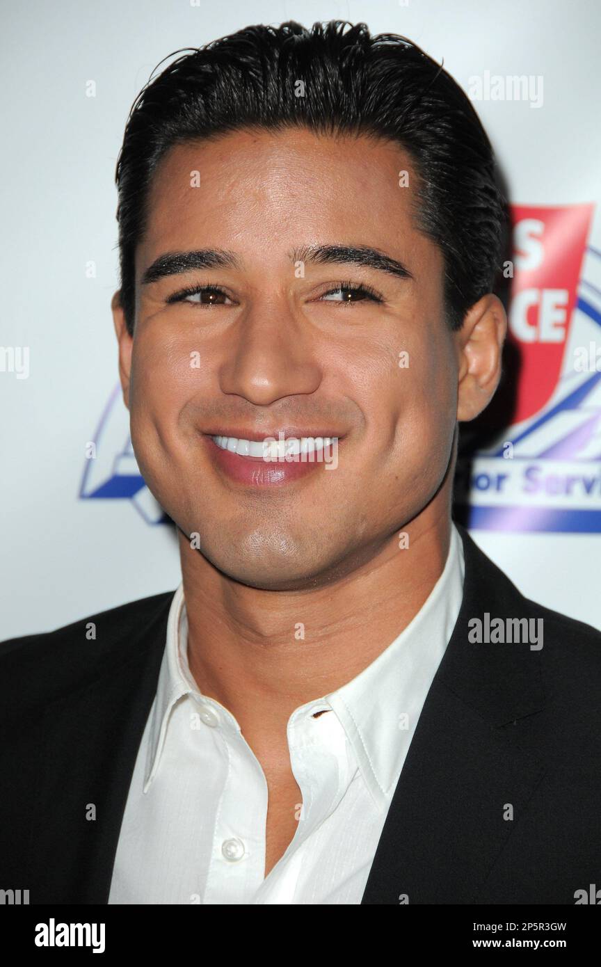 LOS ANGELES, CA - SEPTEMBER 23: Actor Mario Lopez arrives at Padres El ...