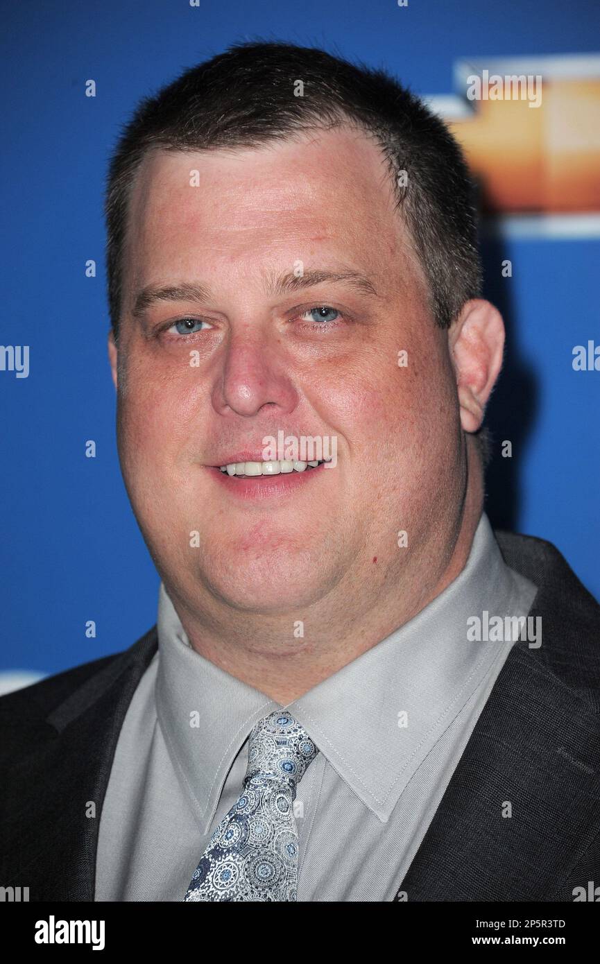 LOS ANGELES, CA - SEPTEMBER 16: Actor Billy Gardell arrives at the CBS ...