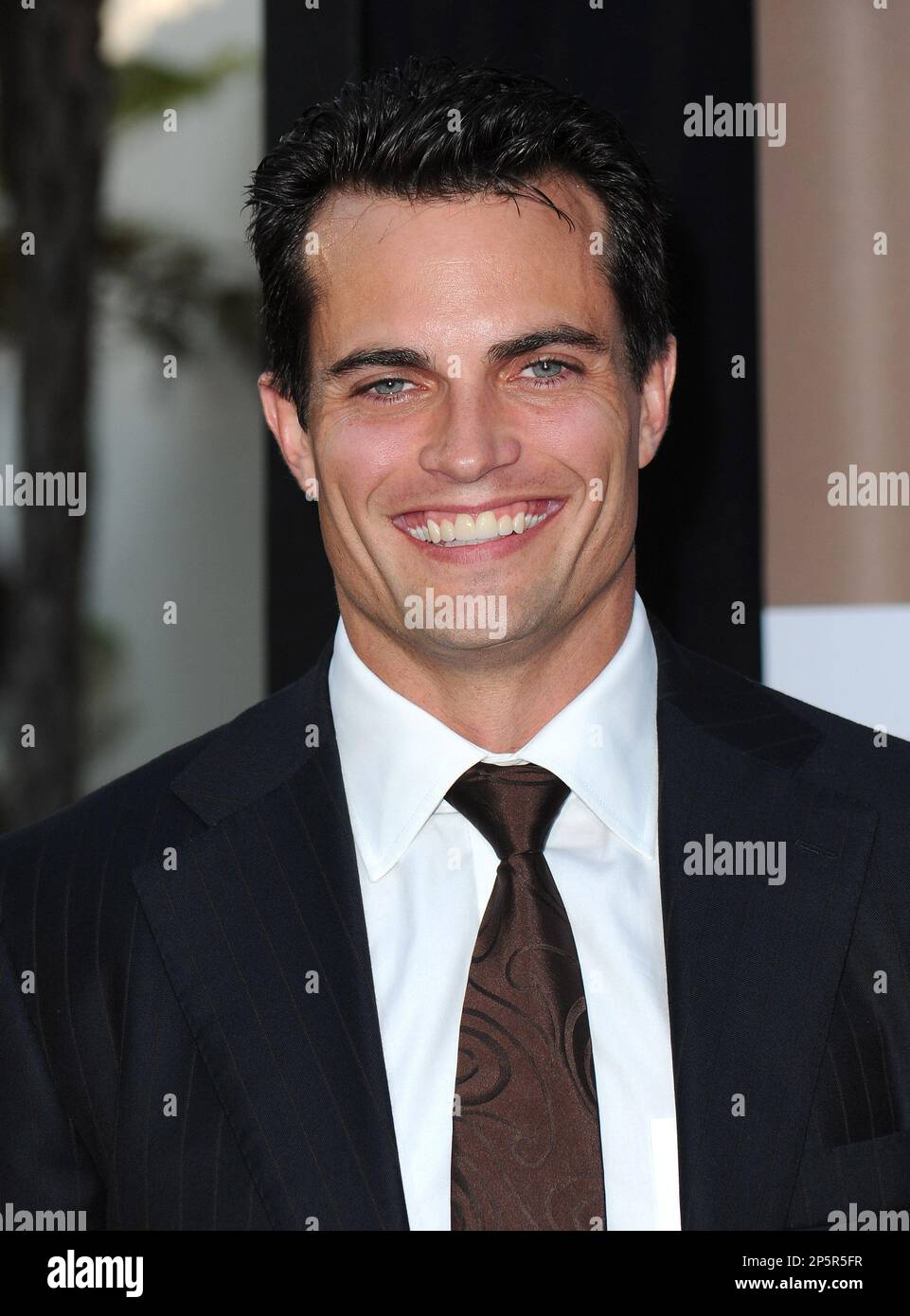 HOLLYWOOD - AUGUST 16: Actor Scott Elrod arrives at the Los Angeles ...