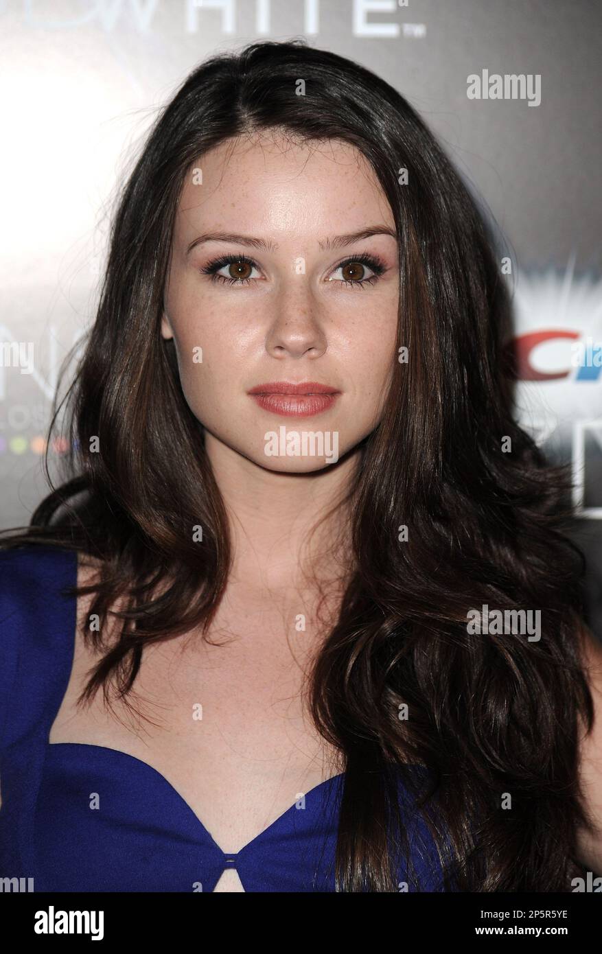 WEST HOLLYWOOD, CA - AUGUST 15: Actress Jenn Proske arrives at the 2010 ...