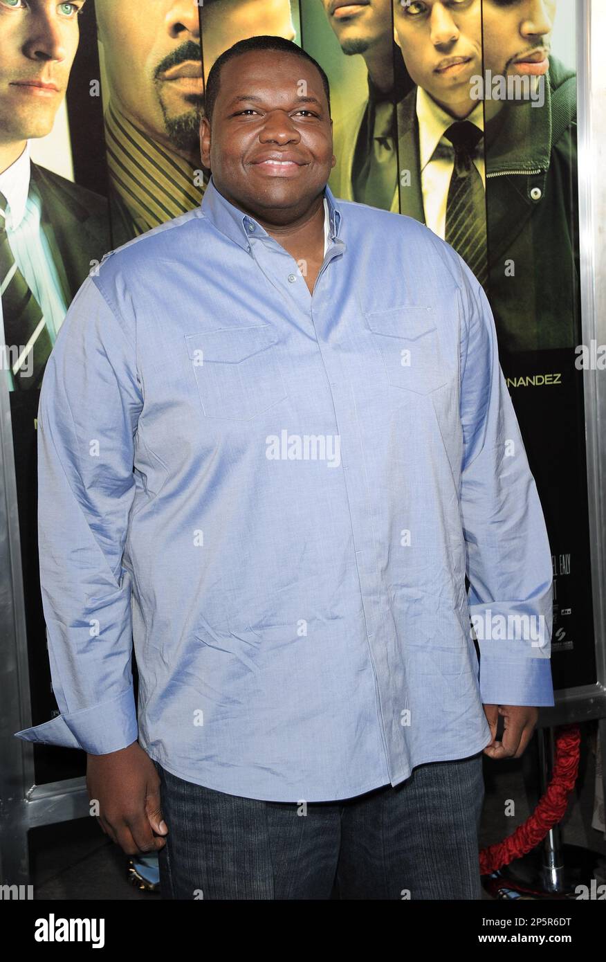 HOLLYWOOD - AUGUST 04: Actor Kelvin Brown arrives at the "Takers" Los ...