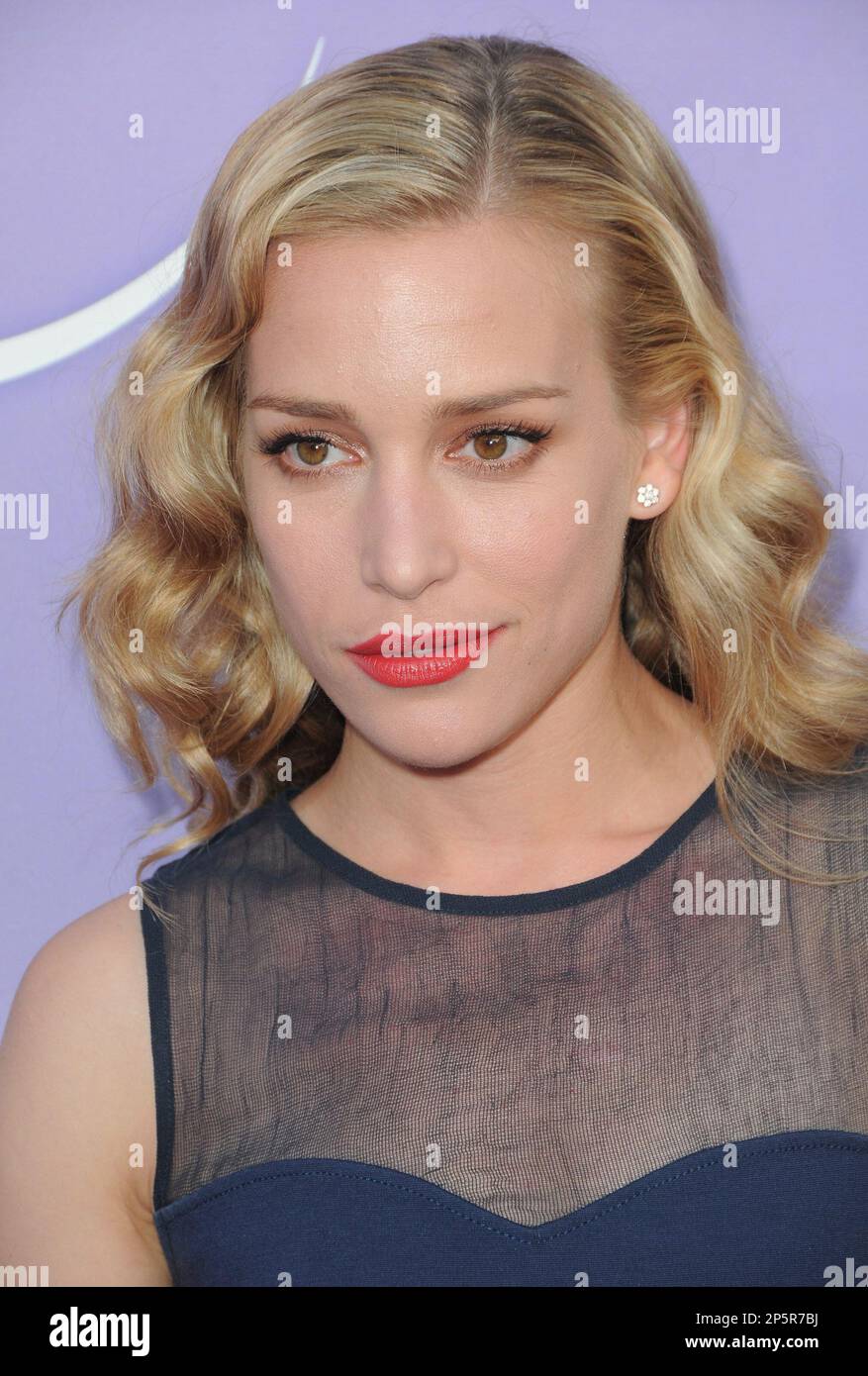 BEVERLY HILLS, CA - JULY 30: Actress Piper Perabo arrives at NBC ...