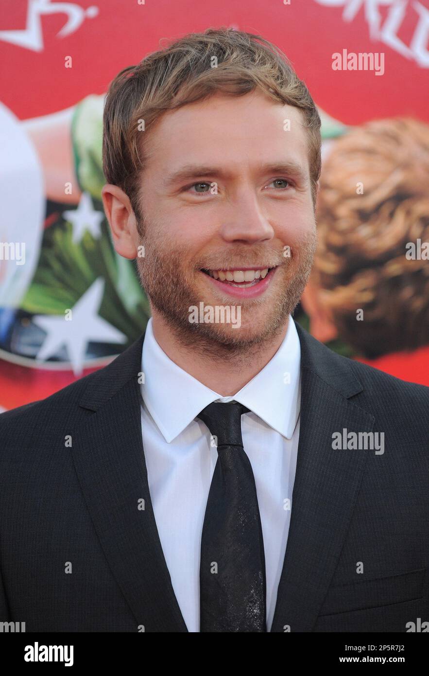 HOLLYWOOD - JULY 27: Actor Mark Webber arrives at the "Scott Pilgrim Vs ...