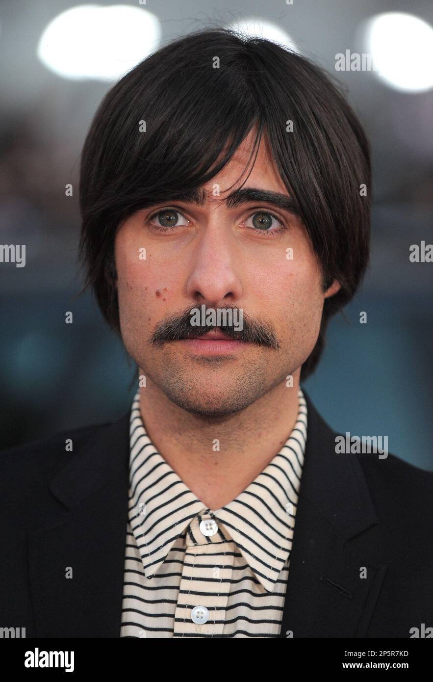 HOLLYWOOD - JULY 27: Actor Jason Schwartzman arrives at the "Scott ...