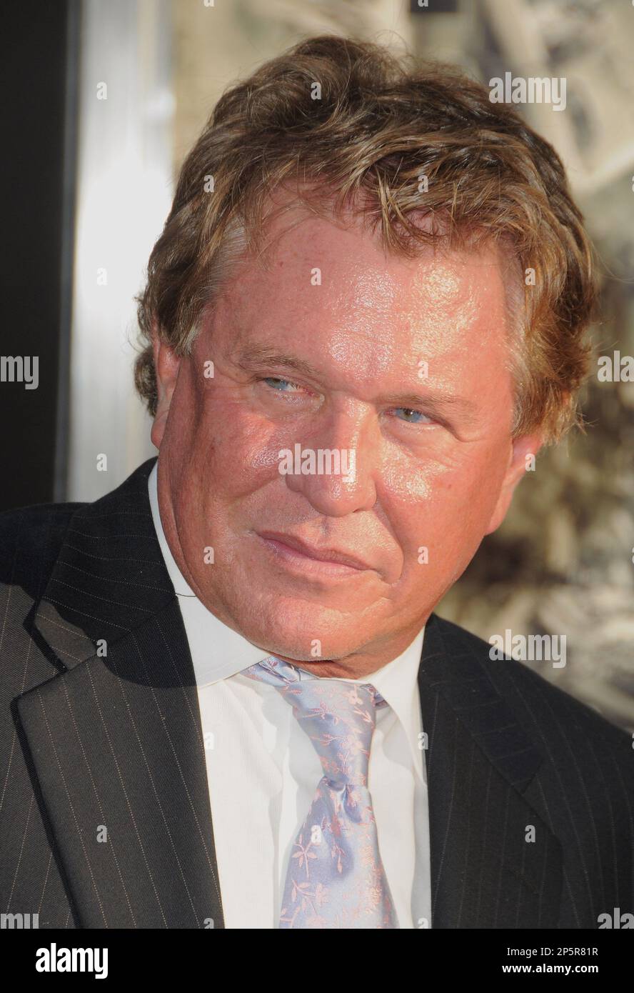 HOLLYWOOD - JULY 13: Actor Tom Berenger arrives to the "Inception" Los ...