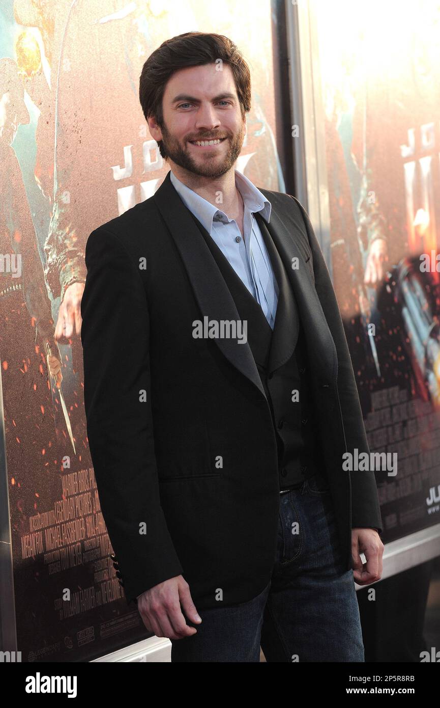 HOLLYWOOD - JUNE 17: Actor Wes Bentley arrives at the "Jonah Hex" Los ...