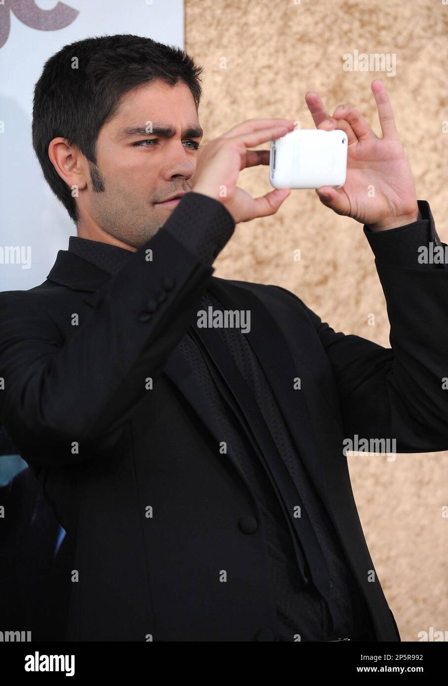 HOLLYWOOD - JUNE 16: Actor Adrian Grenier arrives at the "Entourage ...