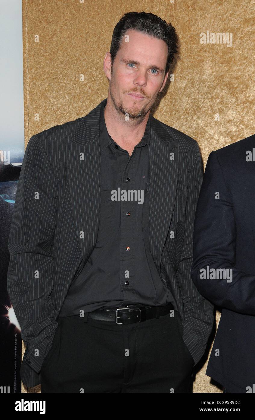 HOLLYWOOD - JUNE 16: Actor Kevin Dillon arrives at the "Entourage ...