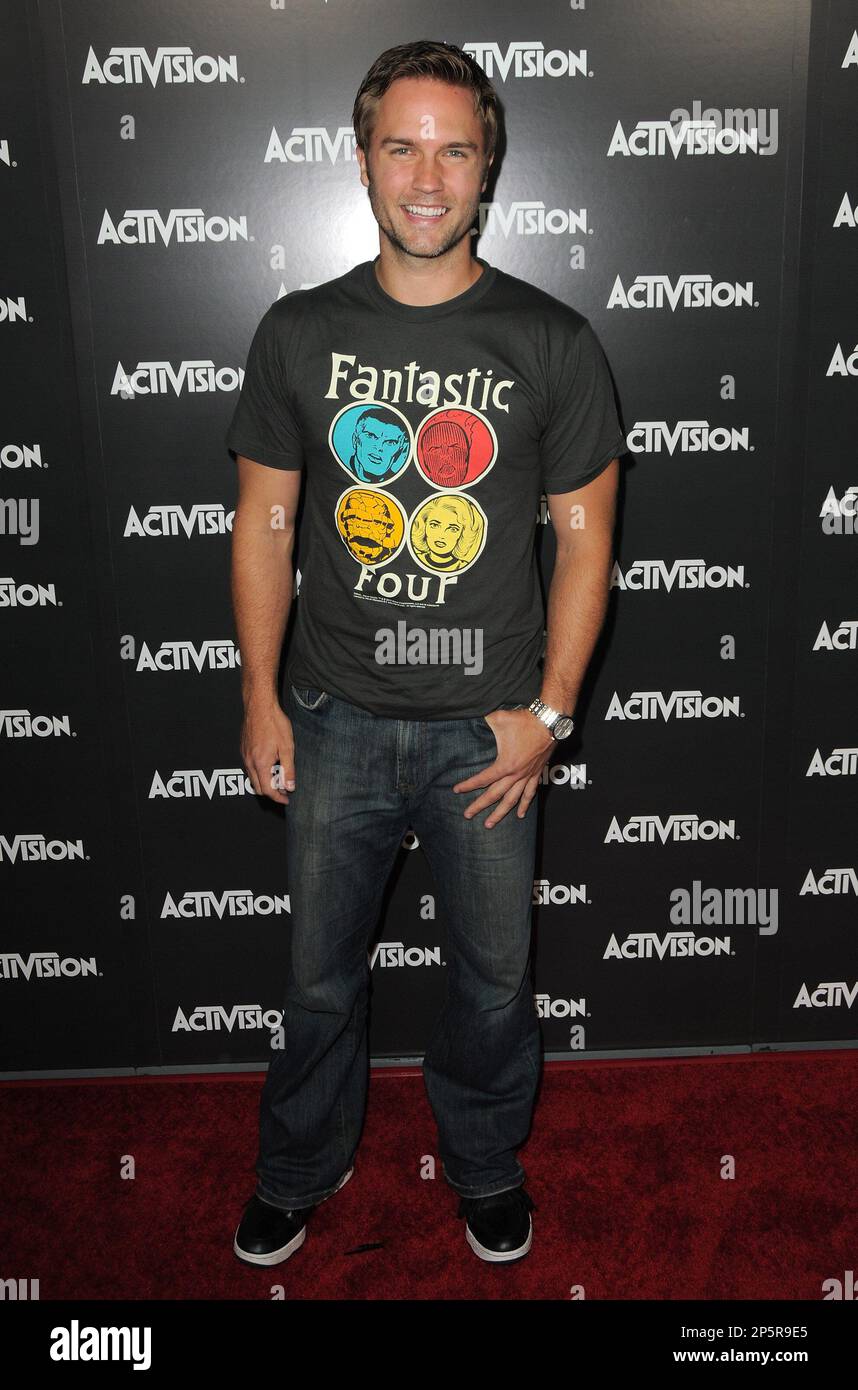 LOS ANGELES, CA - JUNE 14: Scott Porter arrives at Activision Kick-Off ...