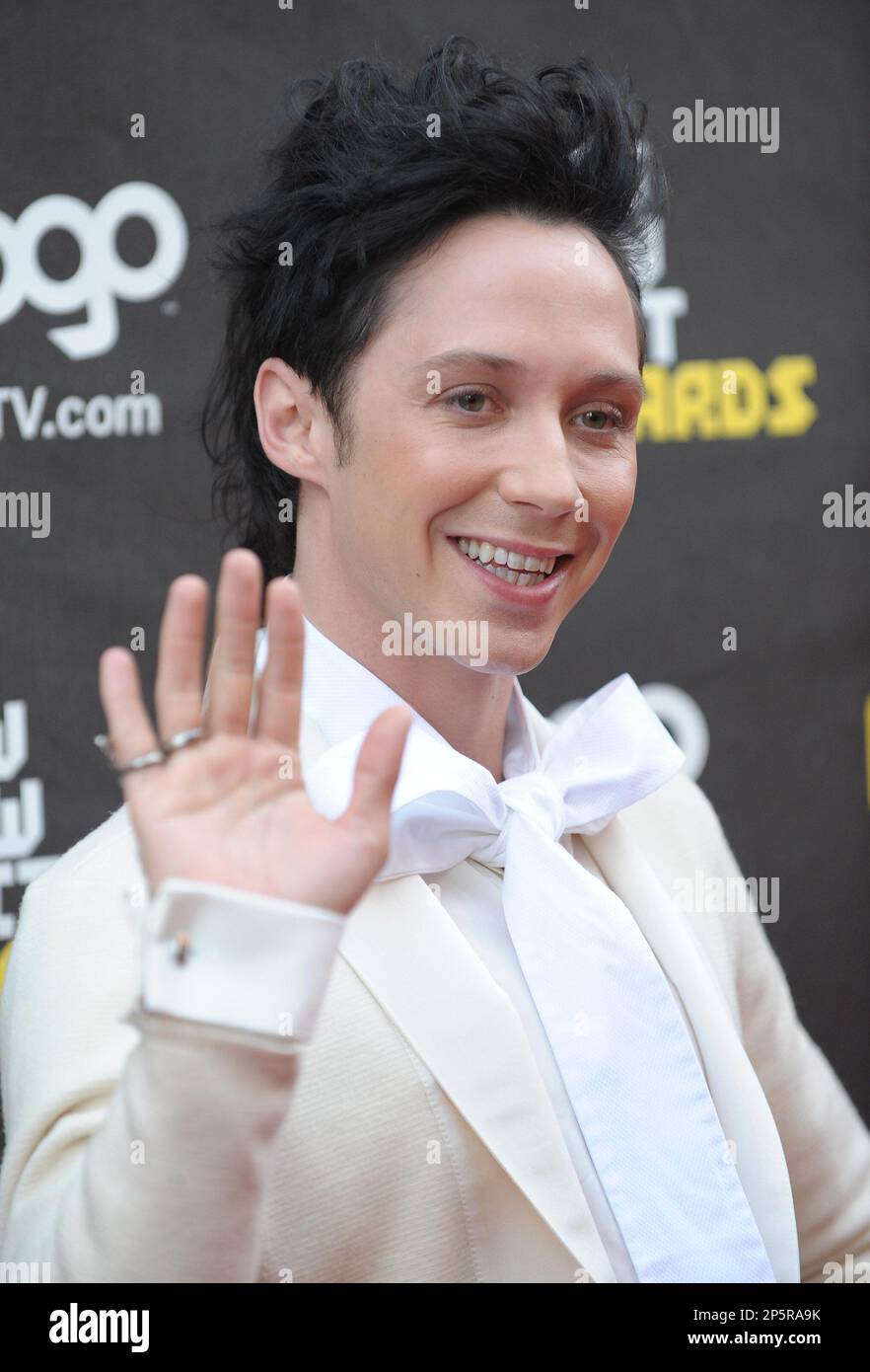 LOS ANGELES, CA - JUNE 08: Johnny Weir arrives at Logo's "NewNowNext ...