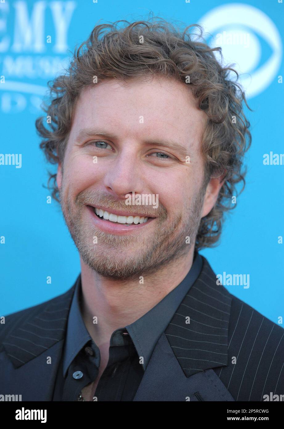 LAS VEGAS - APRIL 18: Country singer Dierks Bentley poses at the 45th ...