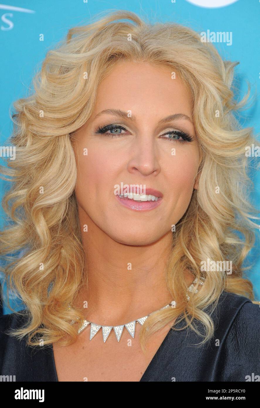 LAS VEGAS - APRIL 18: Country singer Kimberly Roads Schlapman poses at ...