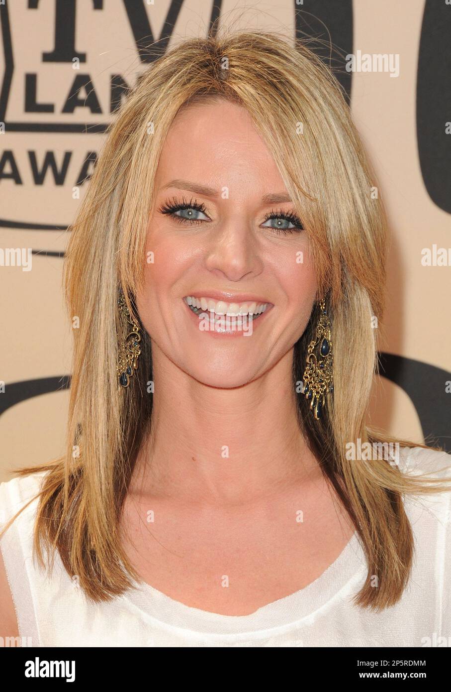 LOS ANGELES, CA - APRIL 17: Actress Jessalyn Gilsig arrives at 8th ...