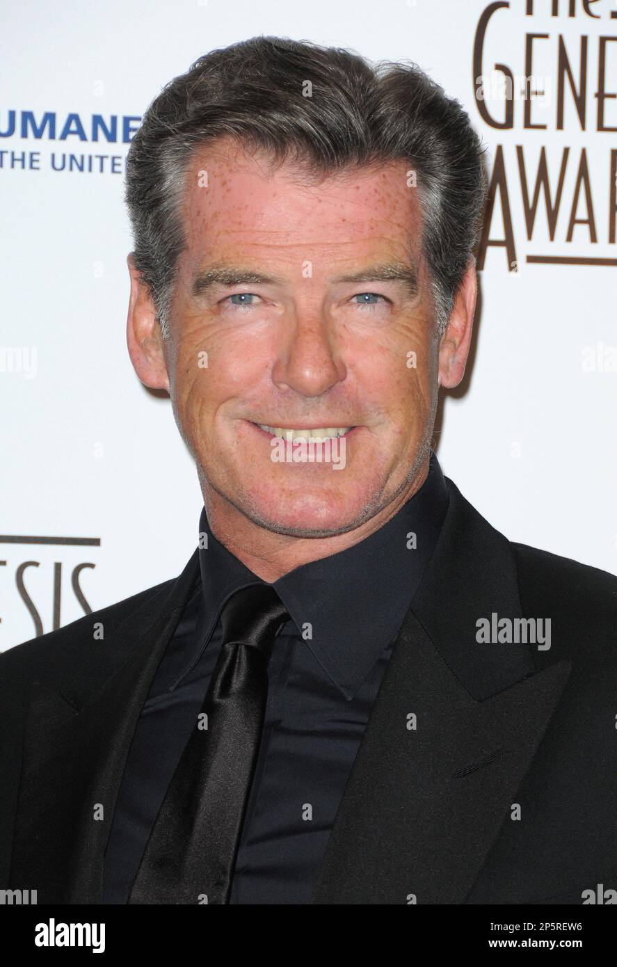 BEVERLY HILLS, CA - MARCH 20: Actor Pierce Brosnan poses in the press ...