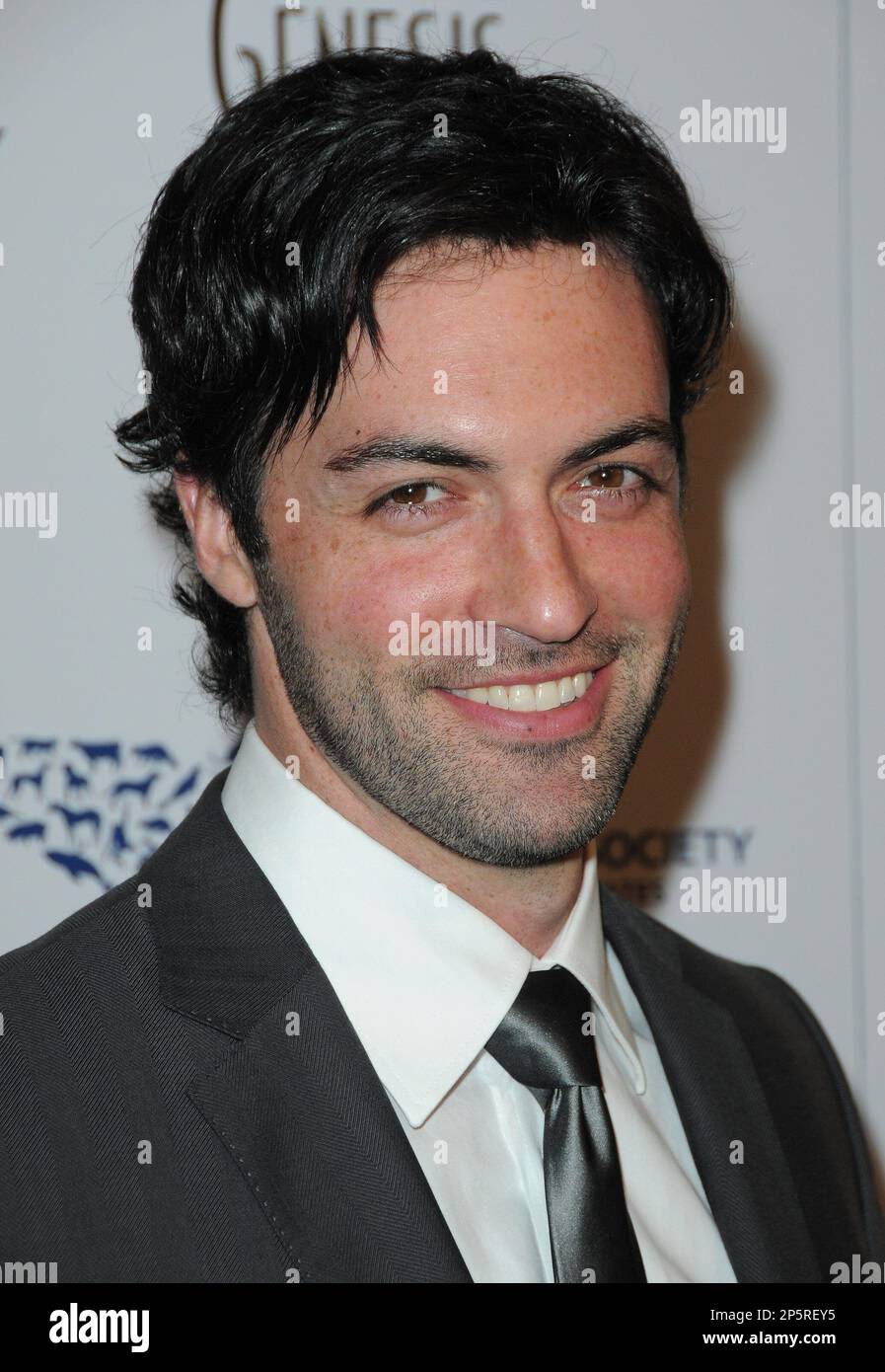 BEVERLY HILLS, CA - MARCH 20: Actor Reid Scott arrives at the 24th ...