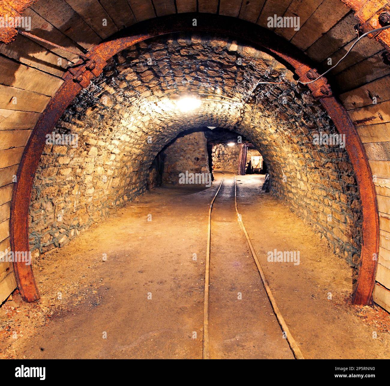 Gold silver copper hi-res stock photography and images - Alamy