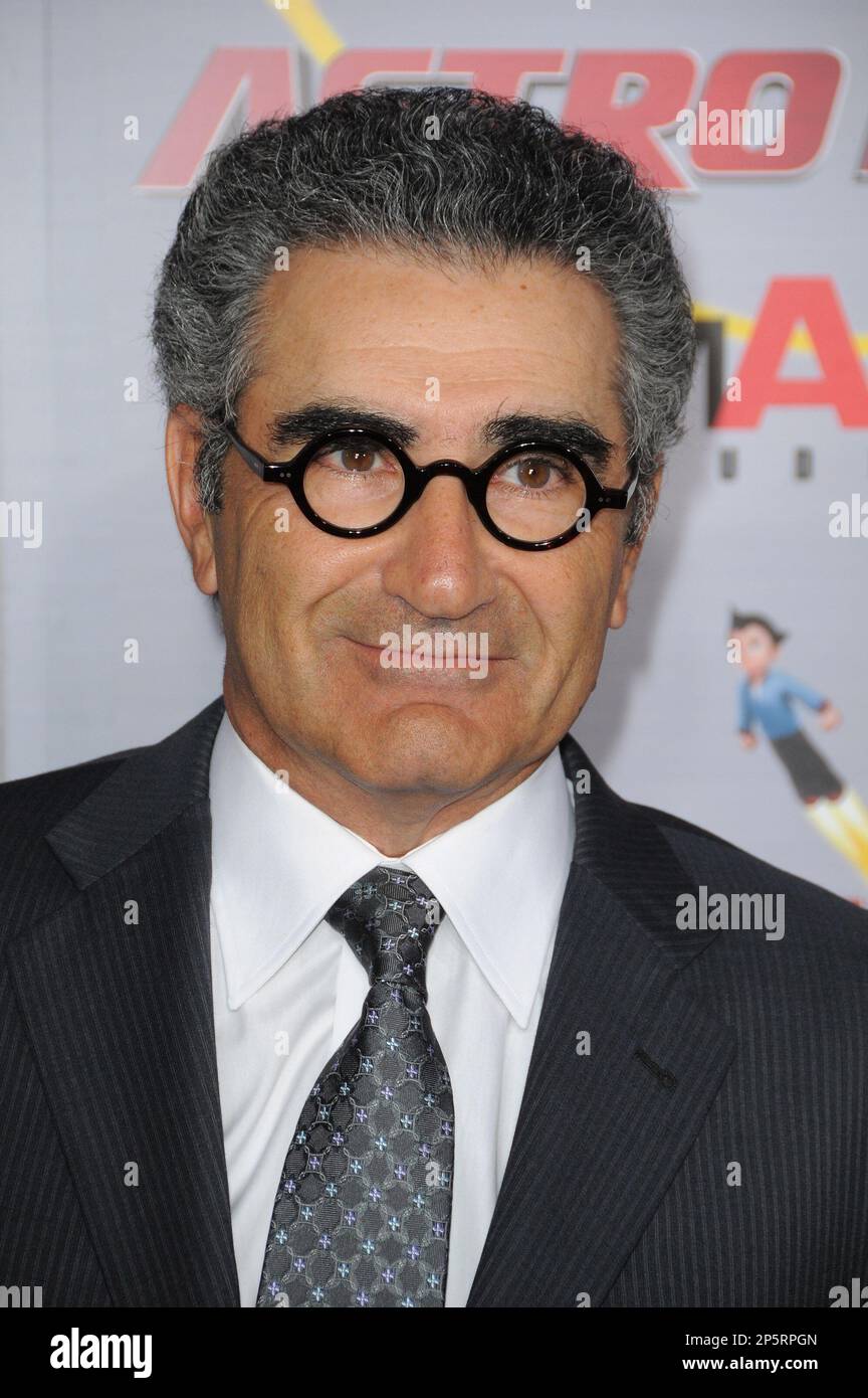 LOS ANGELES, CA - OCTOBER 19: Actor Eugene Levy arrives at the "Astro ...
