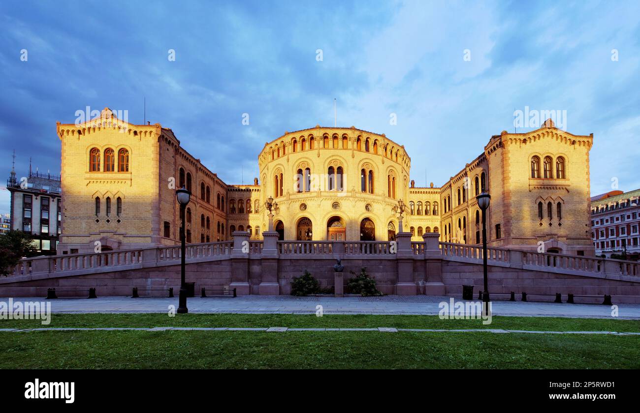 Norwegian parliament night hi-res stock photography and images - Alamy