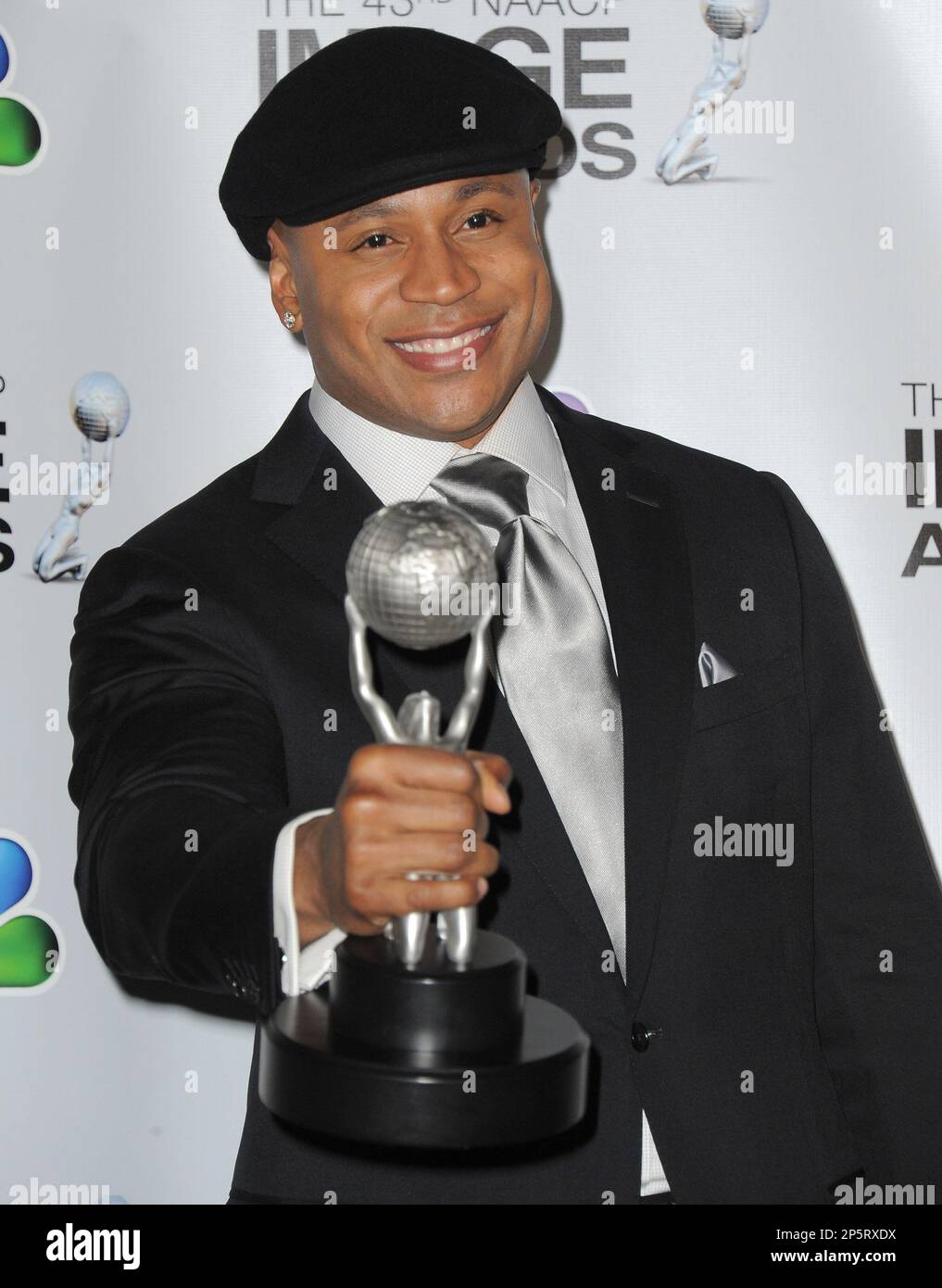 LOS ANGELES, CA - FEBRUARY 17: Actor LL Cool J poses in the press room ...