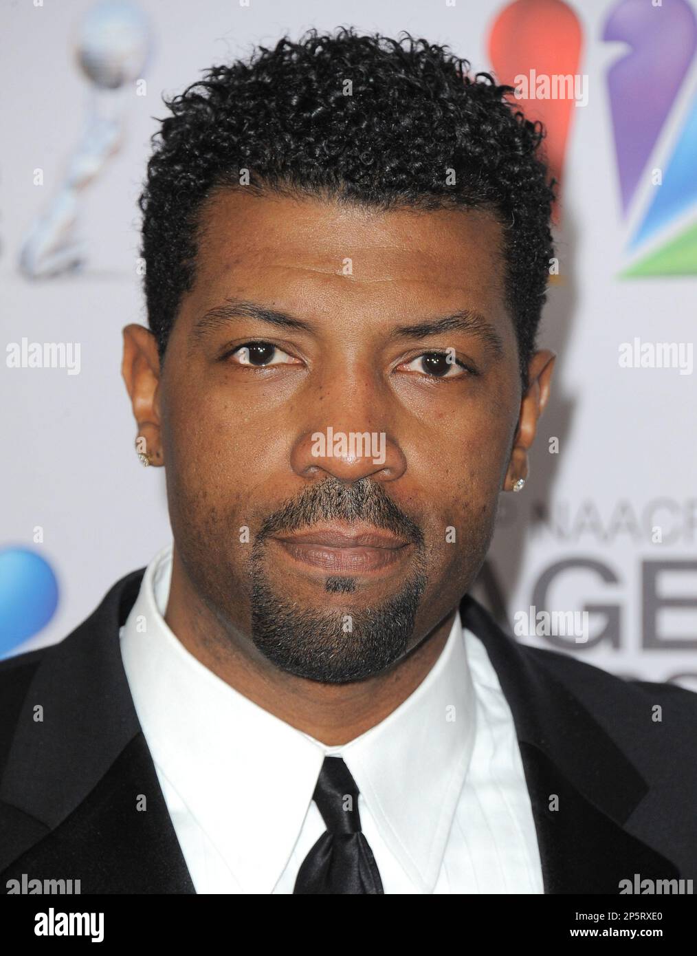 LOS ANGELES, CA - FEBRUARY 17: Actor Corey Reynolds arrives at the 43rd ...