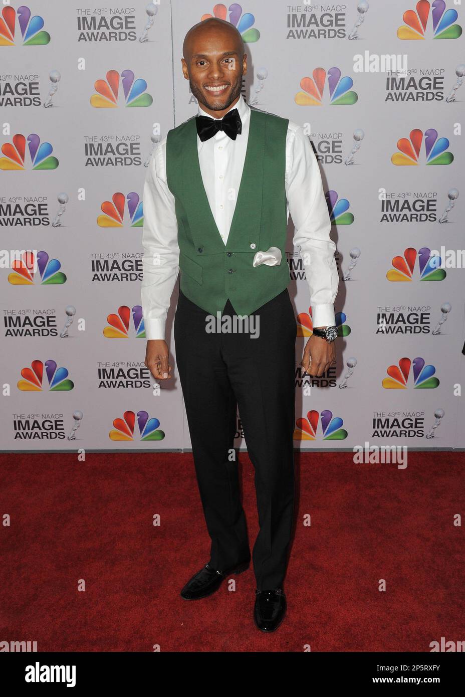 LOS ANGELES, CA - FEBRUARY 17: Singer Kenny Lattimore arrives at the ...