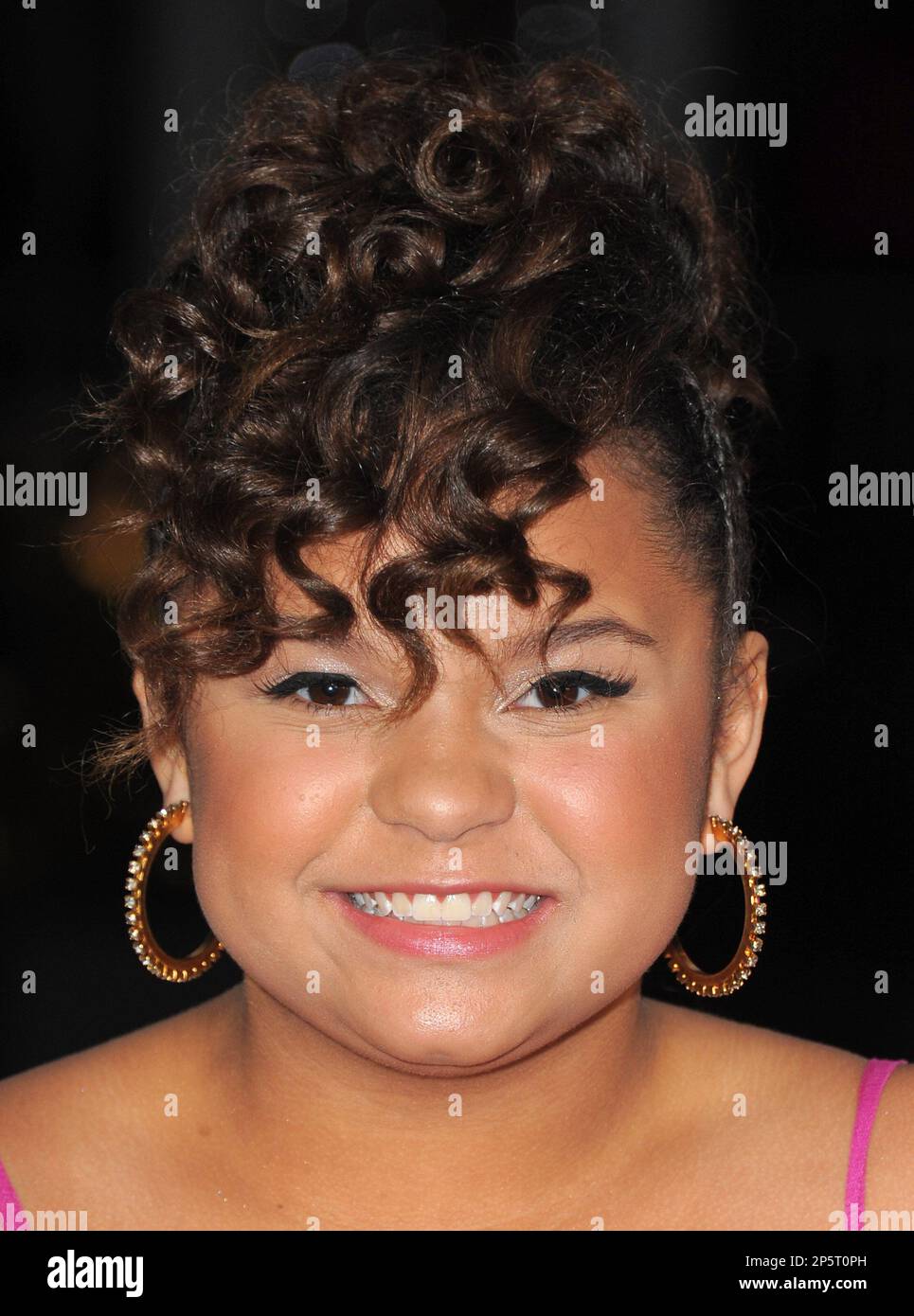 LOS ANGELES, CA - JANUARY 11: Singer Rachel Crow arrives at the People ...