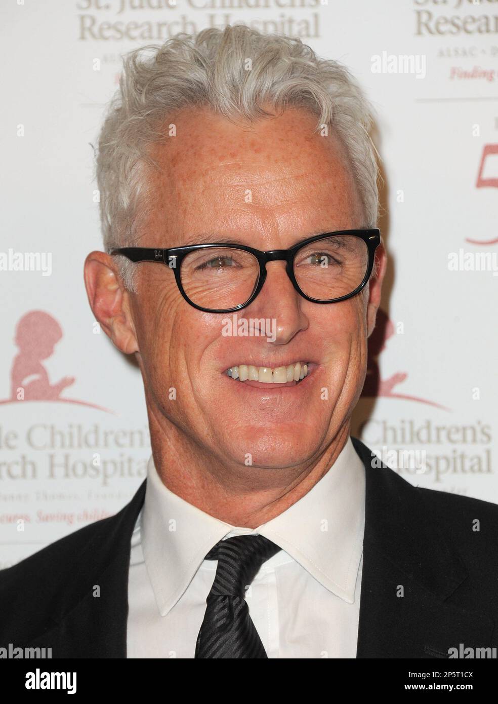BEVERLY HILLS, CA - JANUARY 07: John Slattery arrives at St. Jude ...