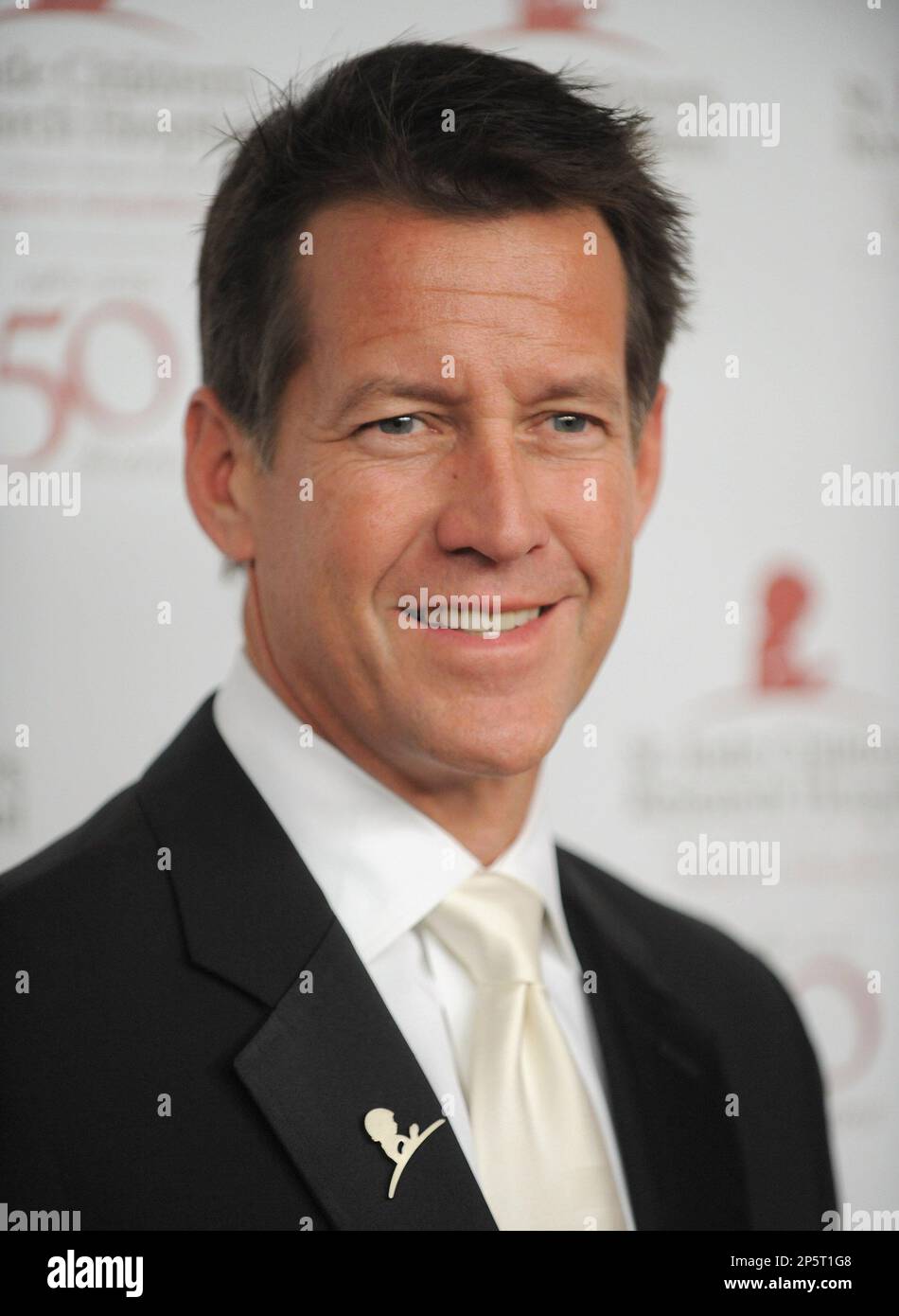 BEVERLY HILLS, CA - JANUARY 07: James Denton arrives at St. Jude ...