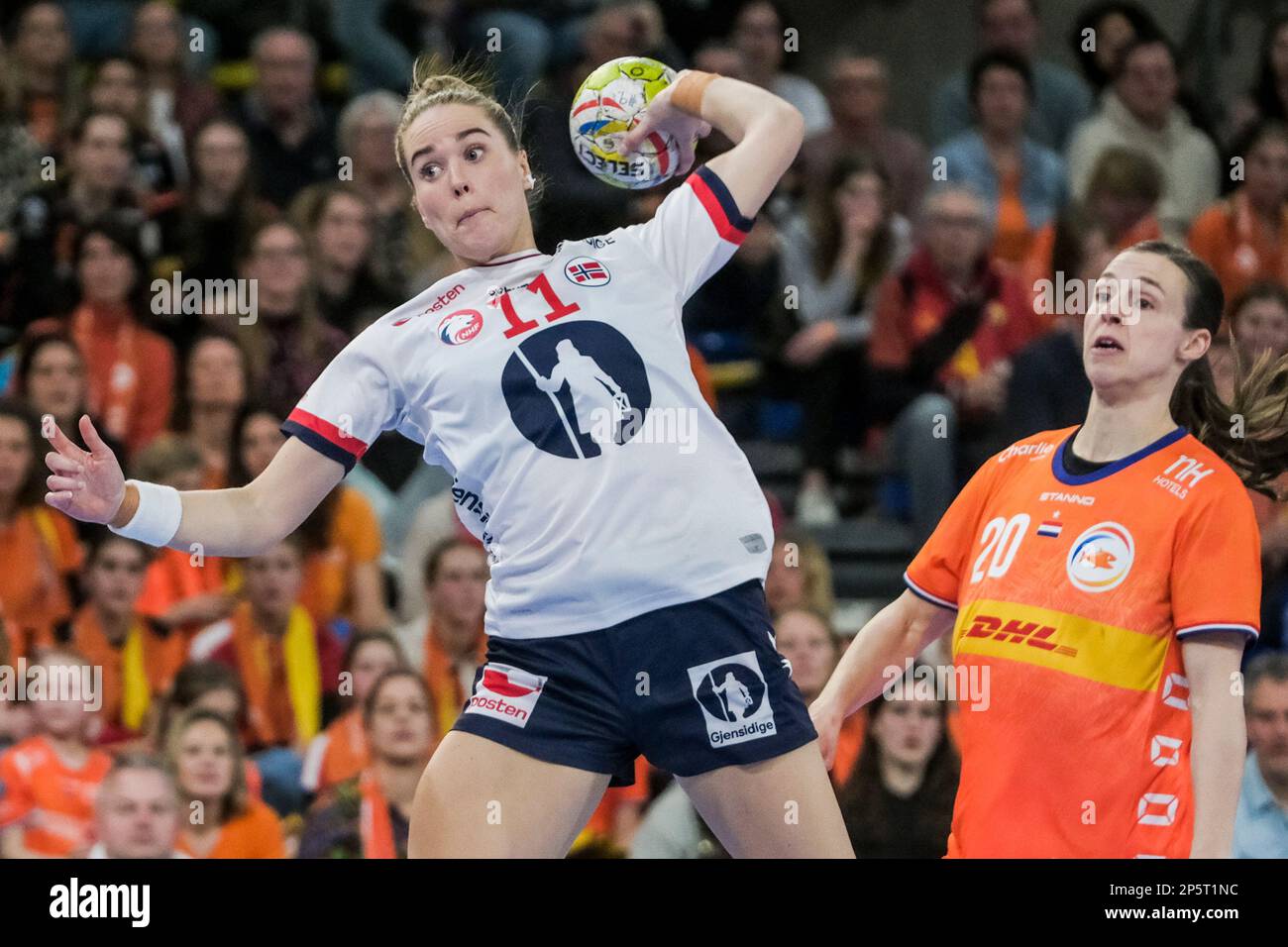 Malin aune hi-res stock photography and images - Alamy