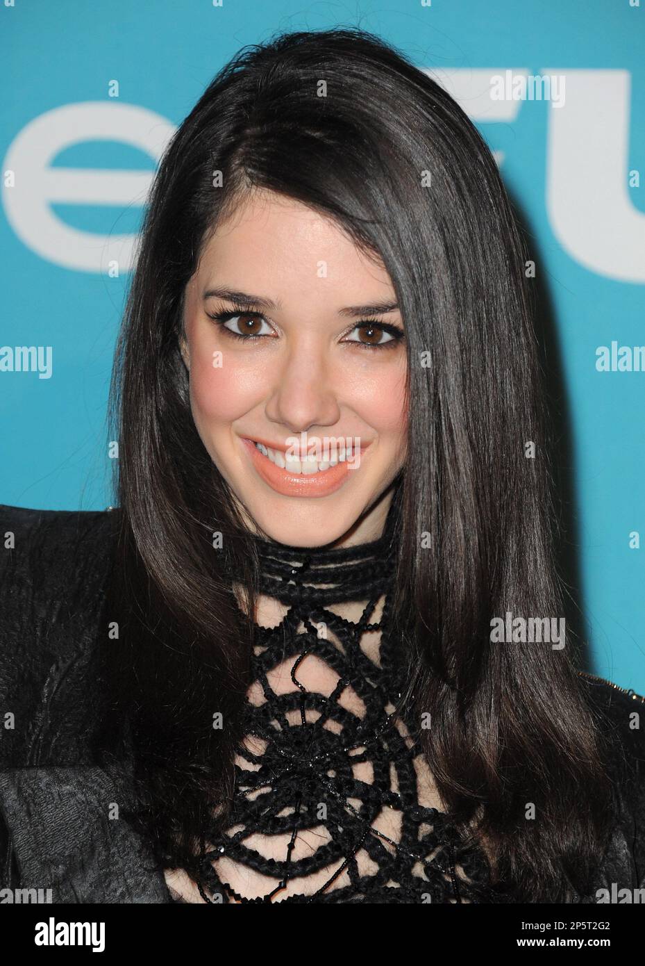 LOS ANGELES, CA - DECEMBER 08: Actress Erica Dasher arrives at The ...