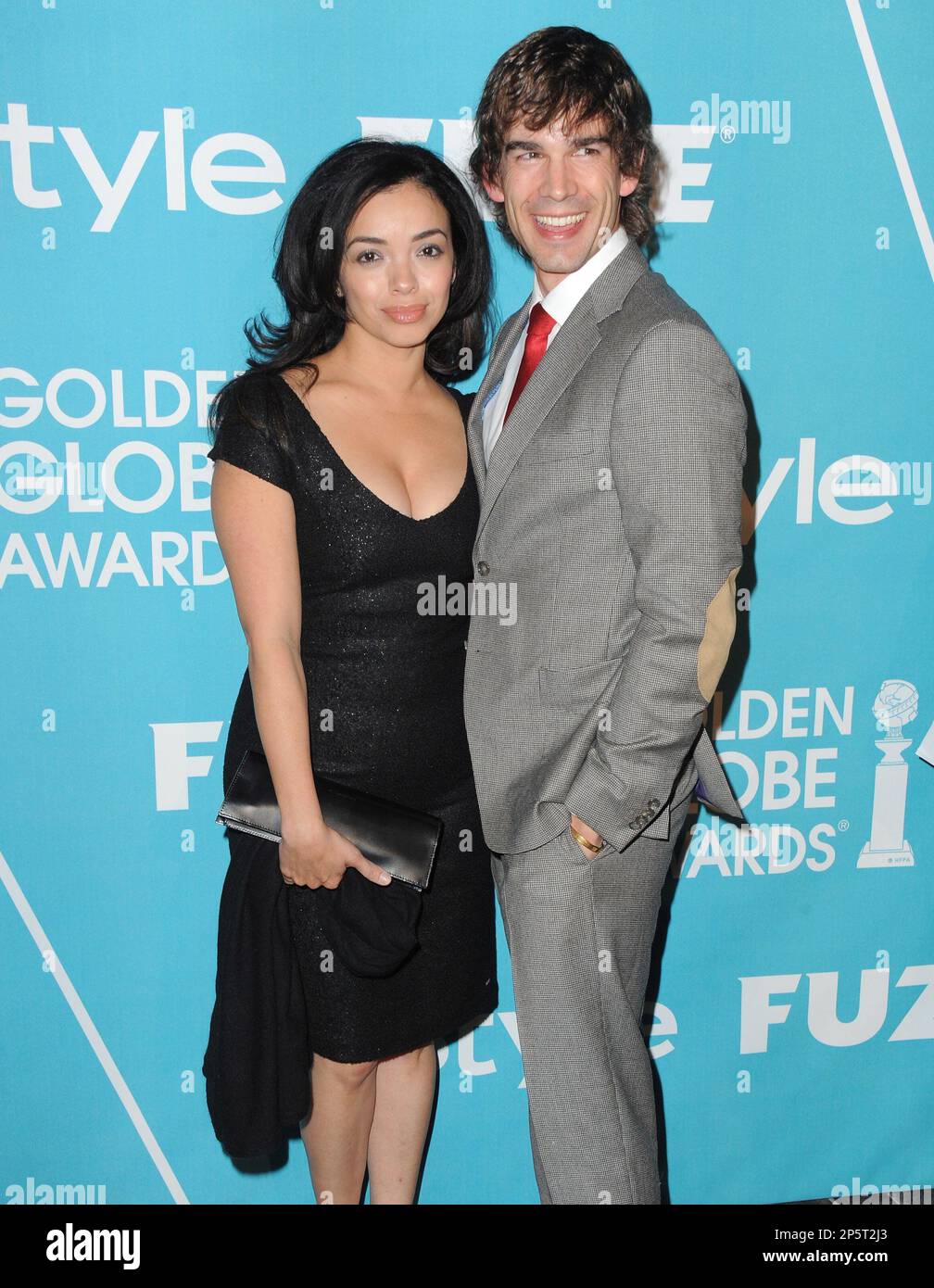 LOS ANGELES, CA - DECEMBER 08: Actor Christopher Gorham (R) and wife ...