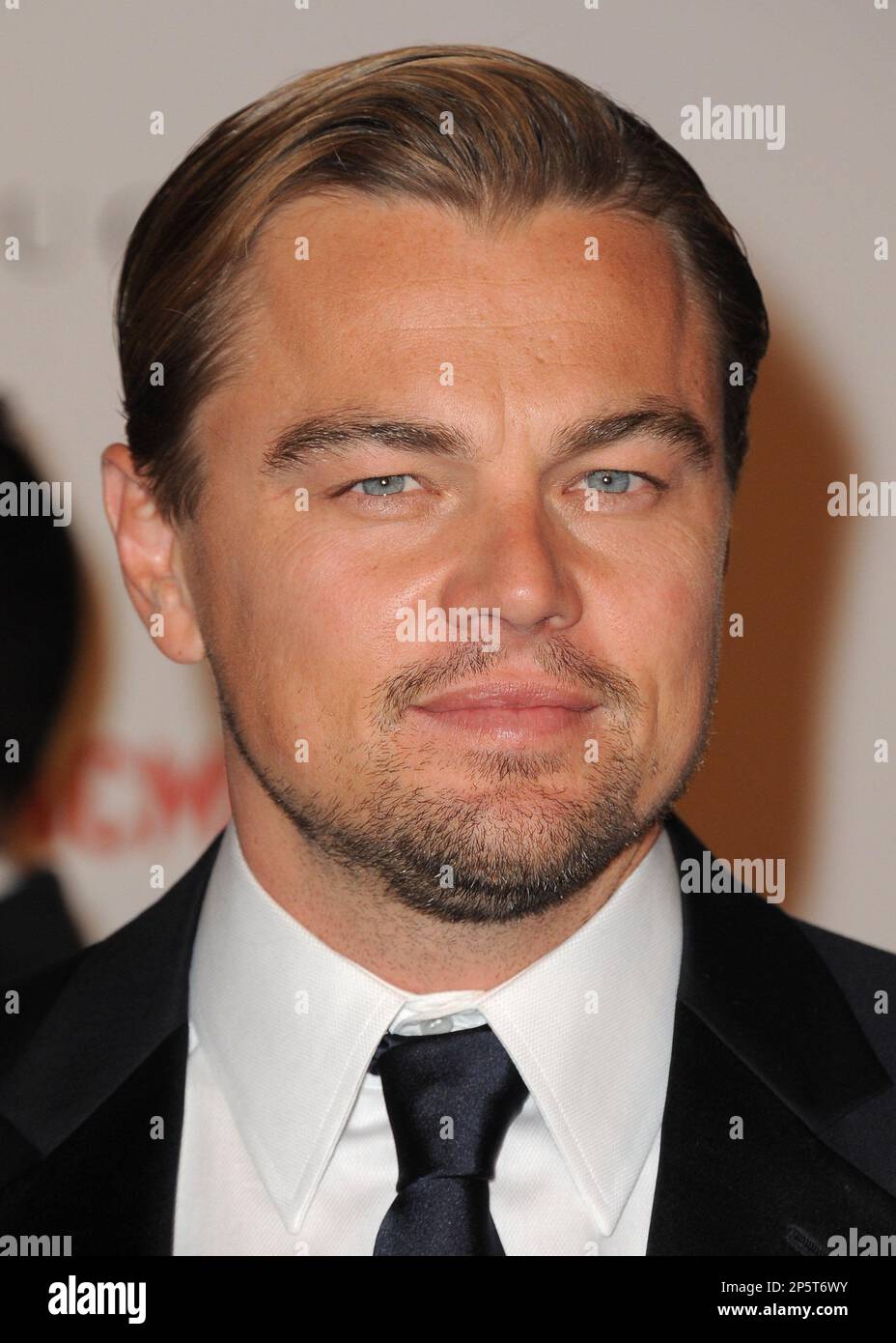 LOS ANGELES, CA - NOVEMBER 05: Actor Leonardo DiCaprio arrives at LACMA ...