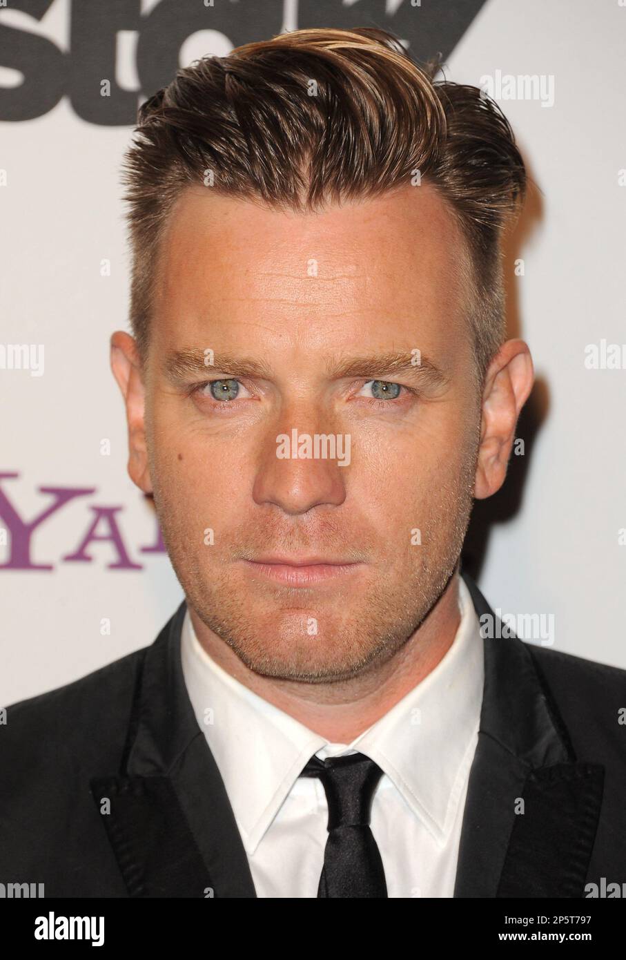 BEVERLY HILLS, CA - OCTOBER 24: Actor Ewan McGregor arrives at the 15th ...