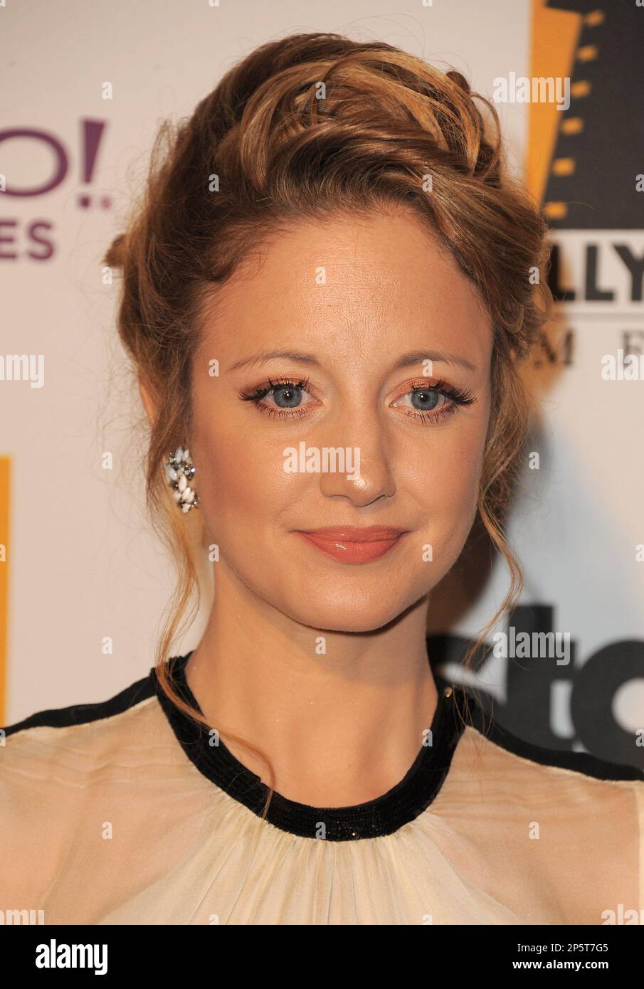 BEVERLY HILLS, CA - OCTOBER 24: Actress Andrea Riseborough arrives at ...