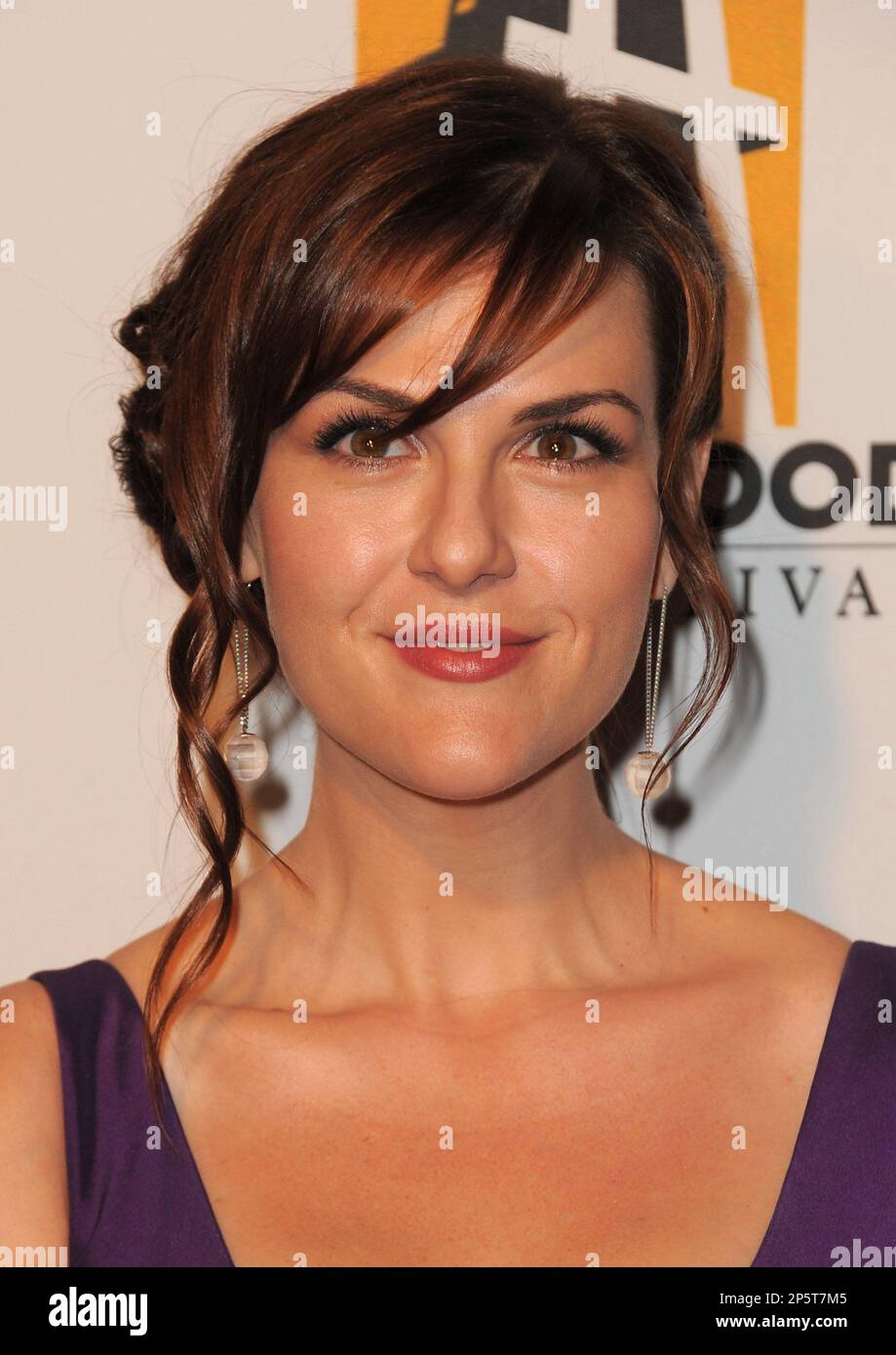 BEVERLY HILLS, CA - OCTOBER 24: Actress Sara Rue arrives at the 15th ...