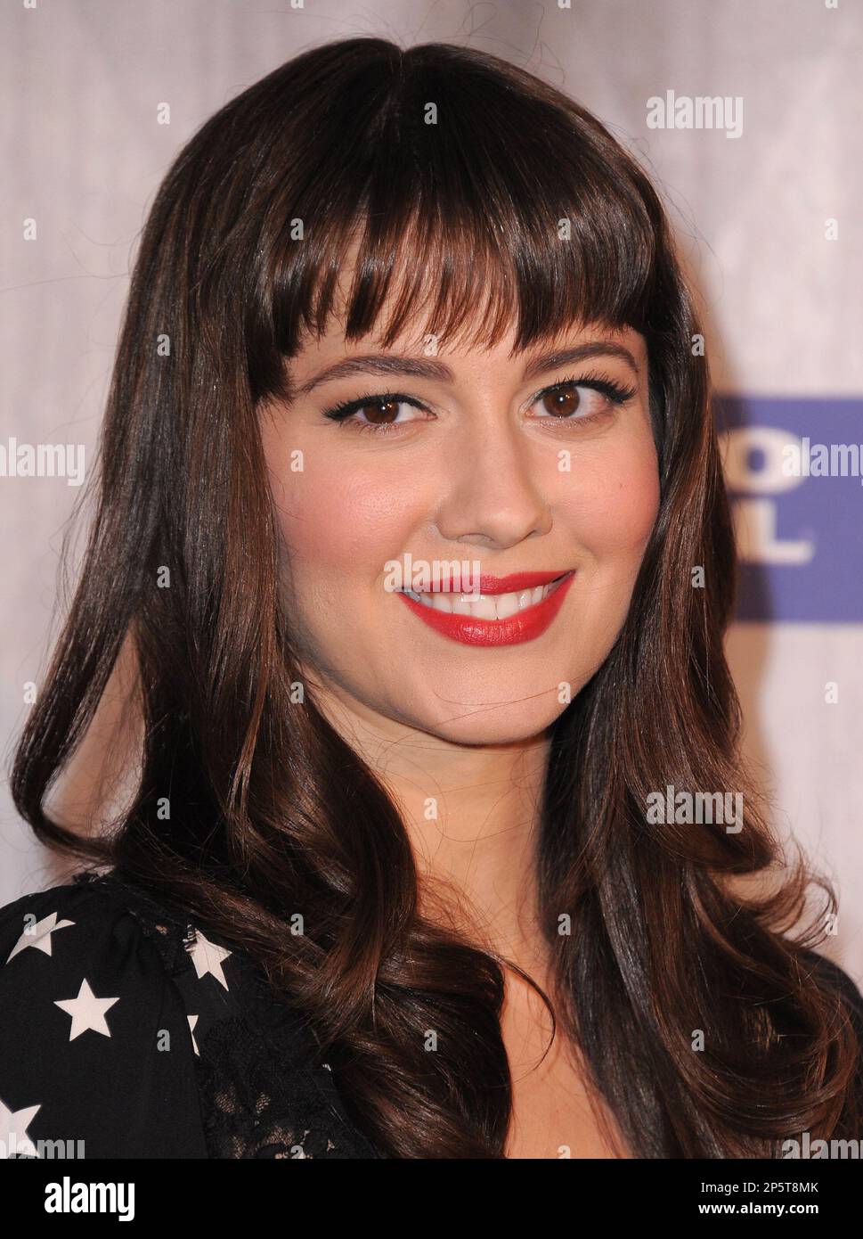 UNIVERSAL CITY, CA - OCTOBER 15: Actress Mary Elizabeth Winstead ...