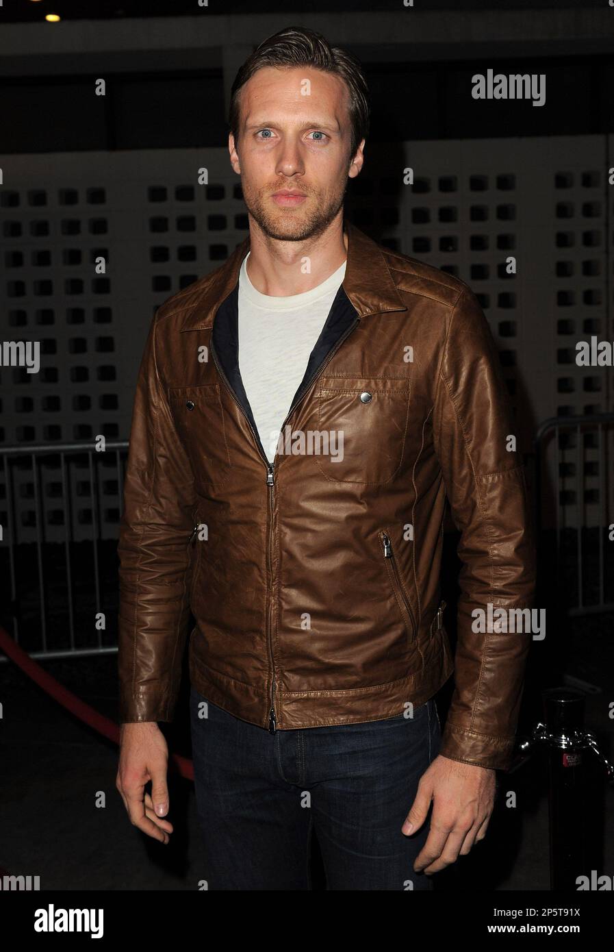 HOLLYWOOD, CA - OCTOBER 03: Actor Teddy Sears arrives at the Los ...