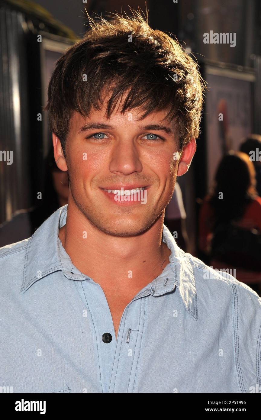 UNIVERSAL CITY, CA - OCTOBER 02: Matt Lanter arrives at the "Real Steel ...