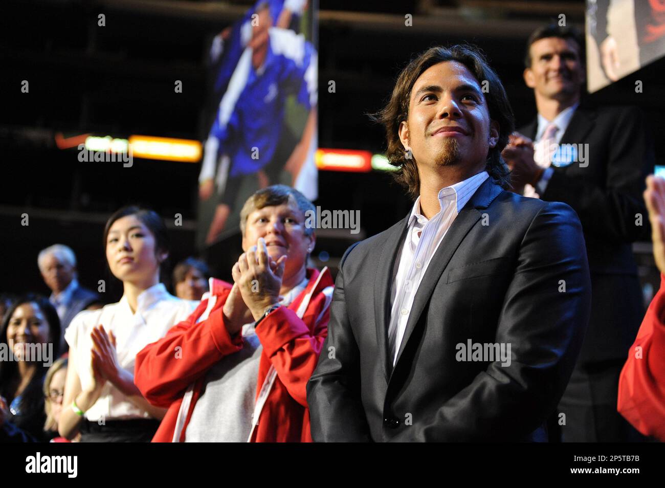 LOS ANGELES, CA - SEPTEMBER 14: Olypic athlete Apolo Ohno attends the ...
