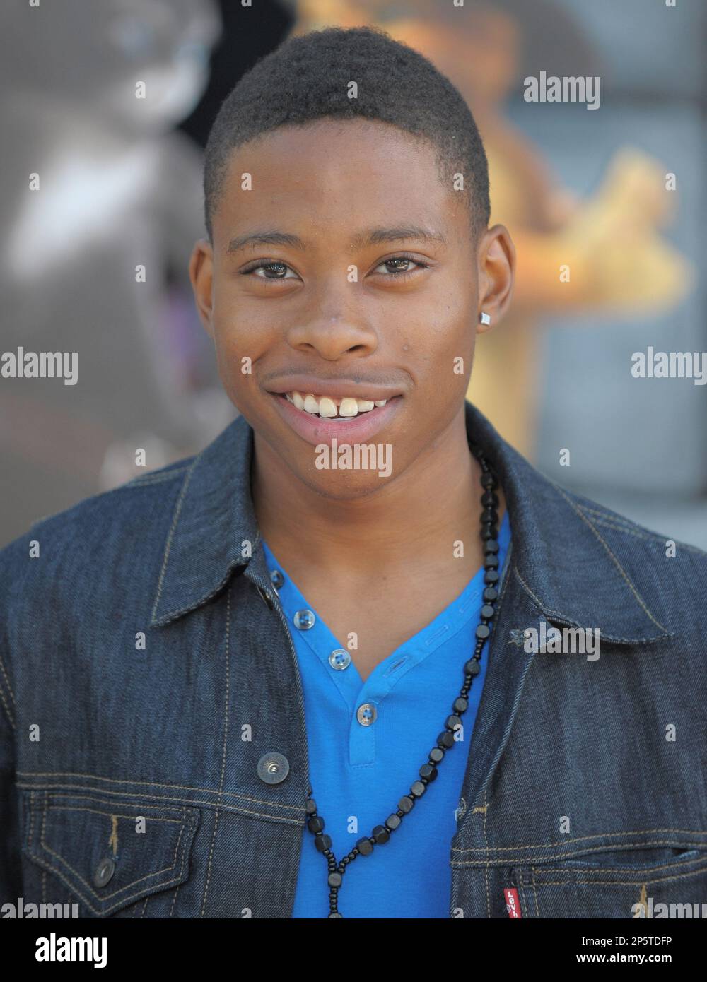 WESTWOOD, CA - OCTOBER 23: Actor Carlon Jeffery arrives at the "Puss In ...