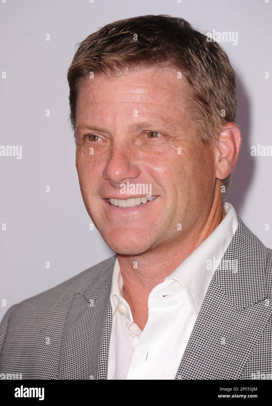 UNIVERSAL CITY, CA - SEPTEMBER 21: Actor Doug Savant arrives at the ...