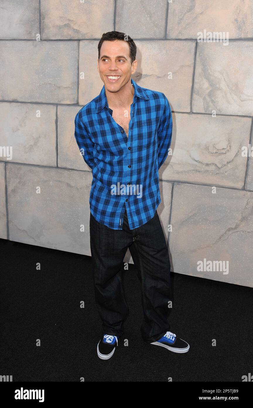 LOS ANGELES, CA - SEPTEMBER 10: Steve-O arrives at the Comedy Central ...