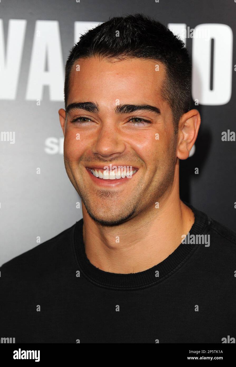 HOLLYWOOD, CA - SEPTEMBER 06: Actor Jesse Metcalfe arrives at the ...