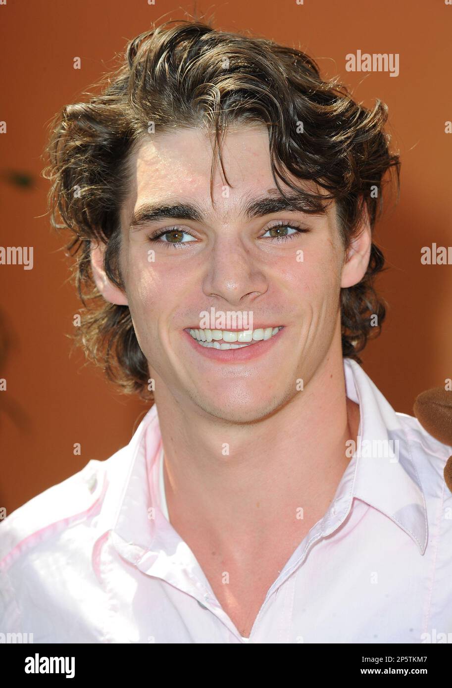 HOLLYWOOD, CA - AUGUST 27: Actor RJ Mitte arrives at "The Lion King 3d ...