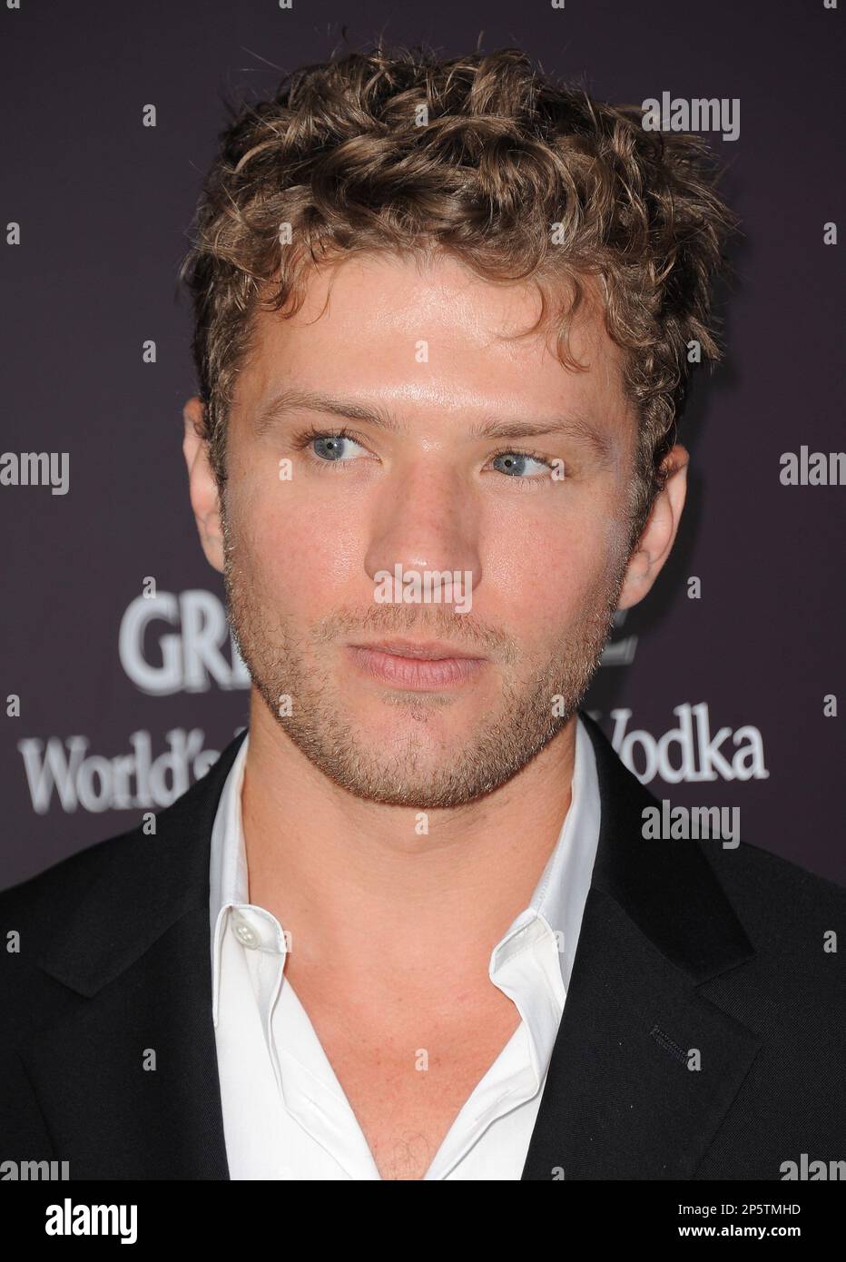 LOS ANGELES, CA - JUNE 11: Actor Ryan Phillippe arrives at the 10th ...
