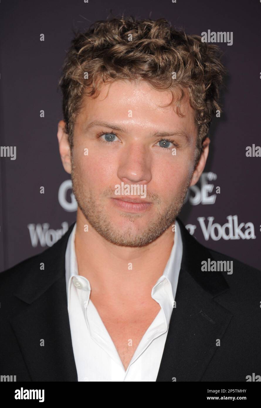 LOS ANGELES, CA - JUNE 11: Actor Ryan Phillippe arrives at the 10th ...