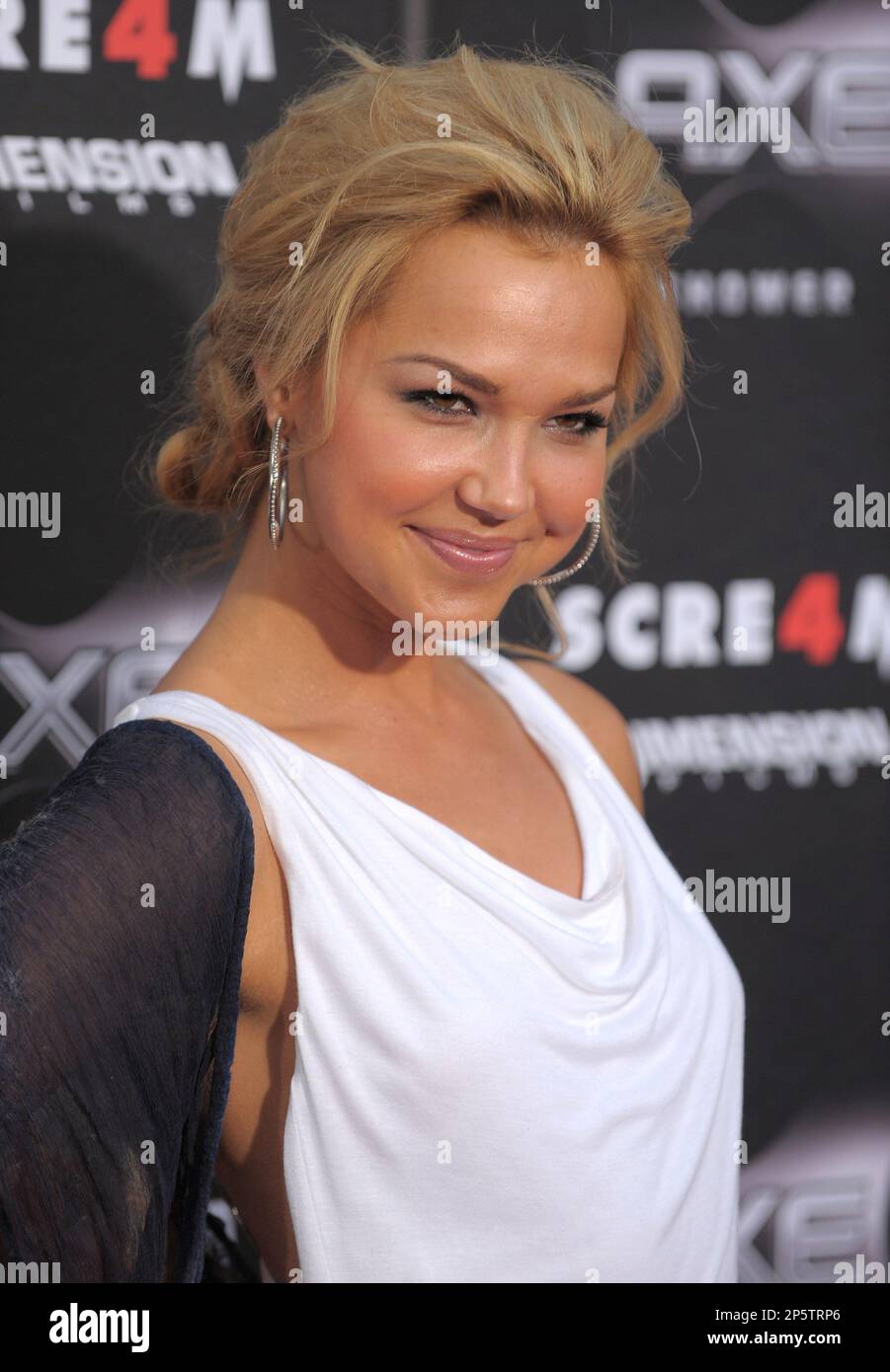 HOLLYWOOD, CA - APRIL 11: Actress Arielle Kebbel arrives at the "Scre4m ...
